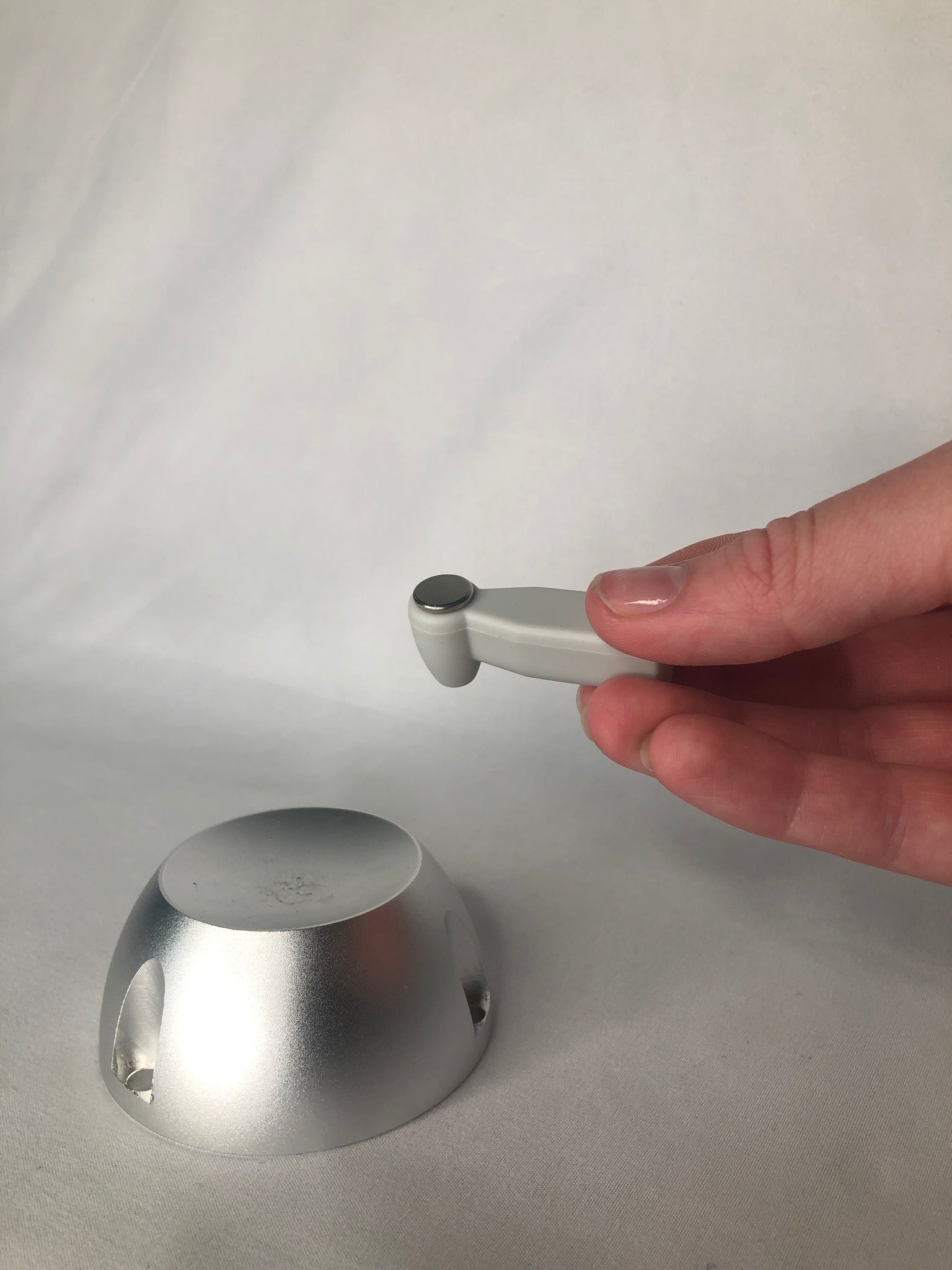 Pencil Mini Clothing Security Tag (AM 58KHz, White) Pack of 500 ...